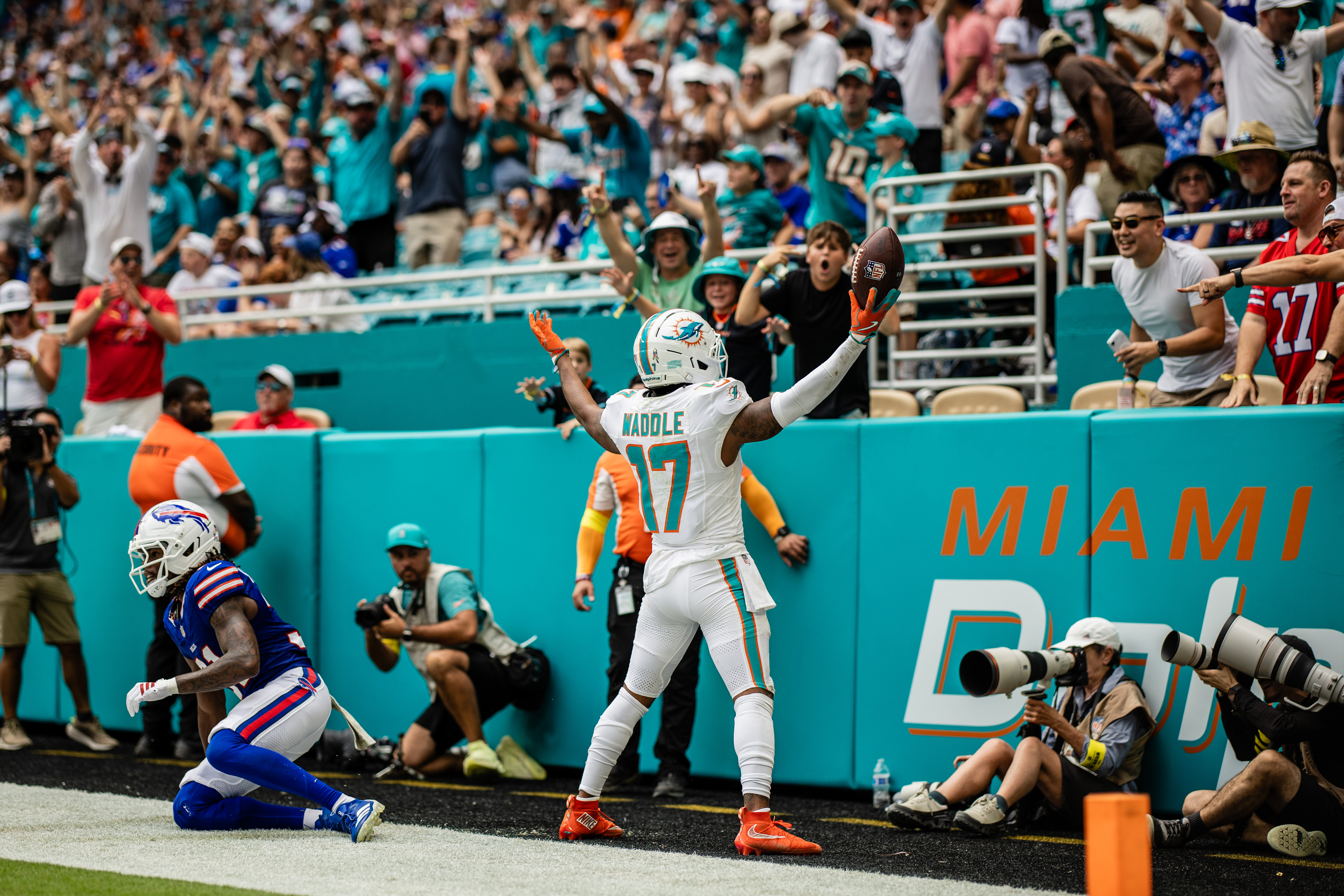 Season Ticket Priority List Dolphins Home | Miami Dolphins